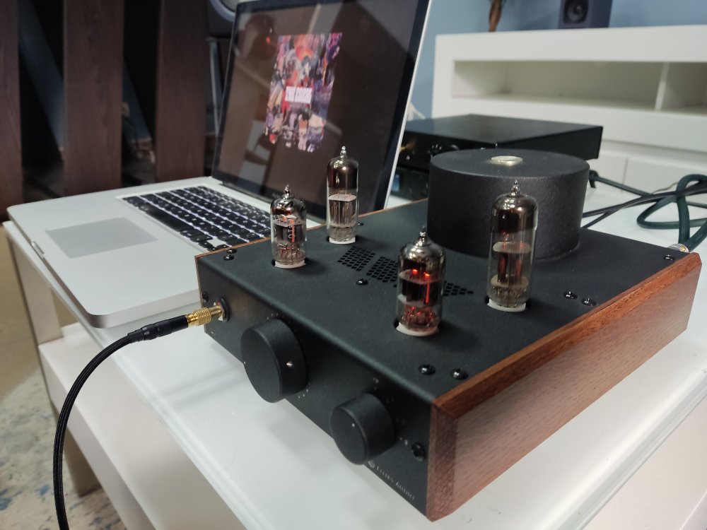FELIKS AUDIO ECHO MK2 WZMACNIACZ SŁUCHAWKOWY LAMPOWY w Łodzi ... FELIKS AUDIO ECHO MK2 WZMACNIACZ SŁUCHAWKOWY LAMPOWY w Łodzi ...